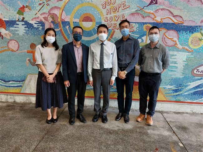 Visit to TWGHs S C Gaw Memorial College 參觀東華三院吳祥川紀念中學